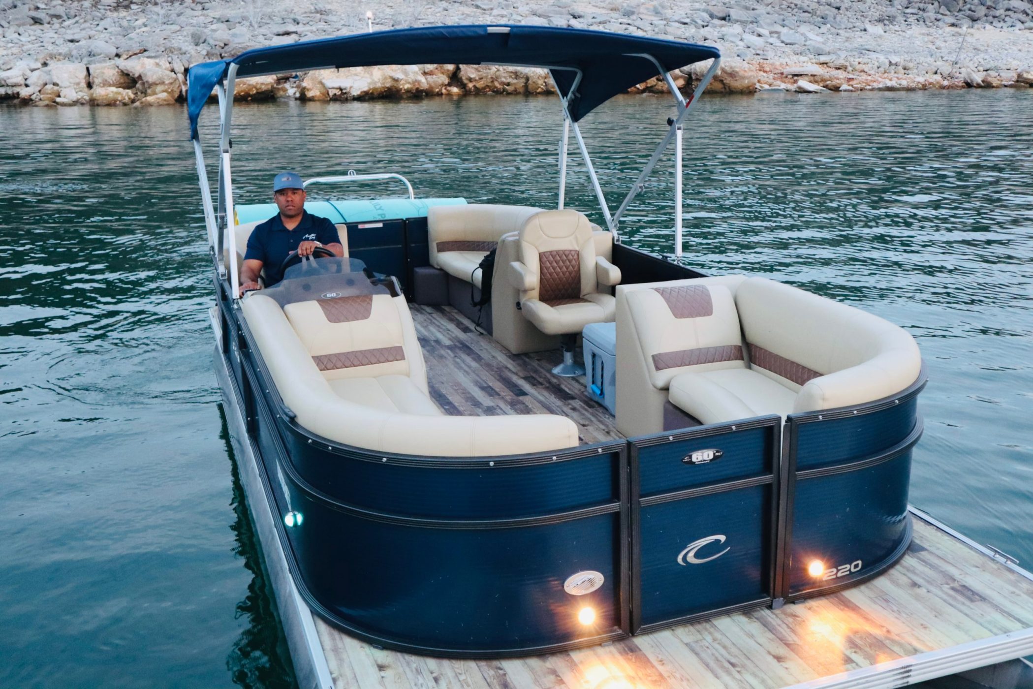 Pontoon Rental With Captain - Lake Austin | Tide Up Boat Rentals