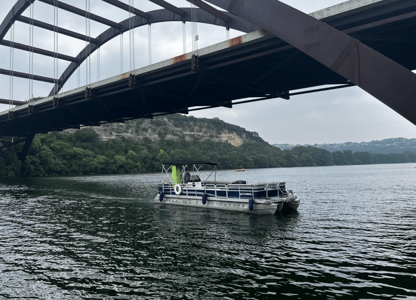 20 Person Pontoon With Captain | Tide Up Boat Rentals